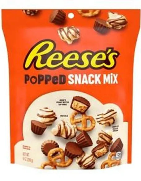 Reese’s Popped Snack Mix (8oz) – Hello Sweets Candy